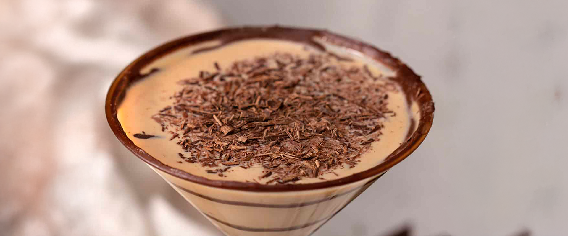 Irish Chocolate Martini Recipe – Experience NOIR